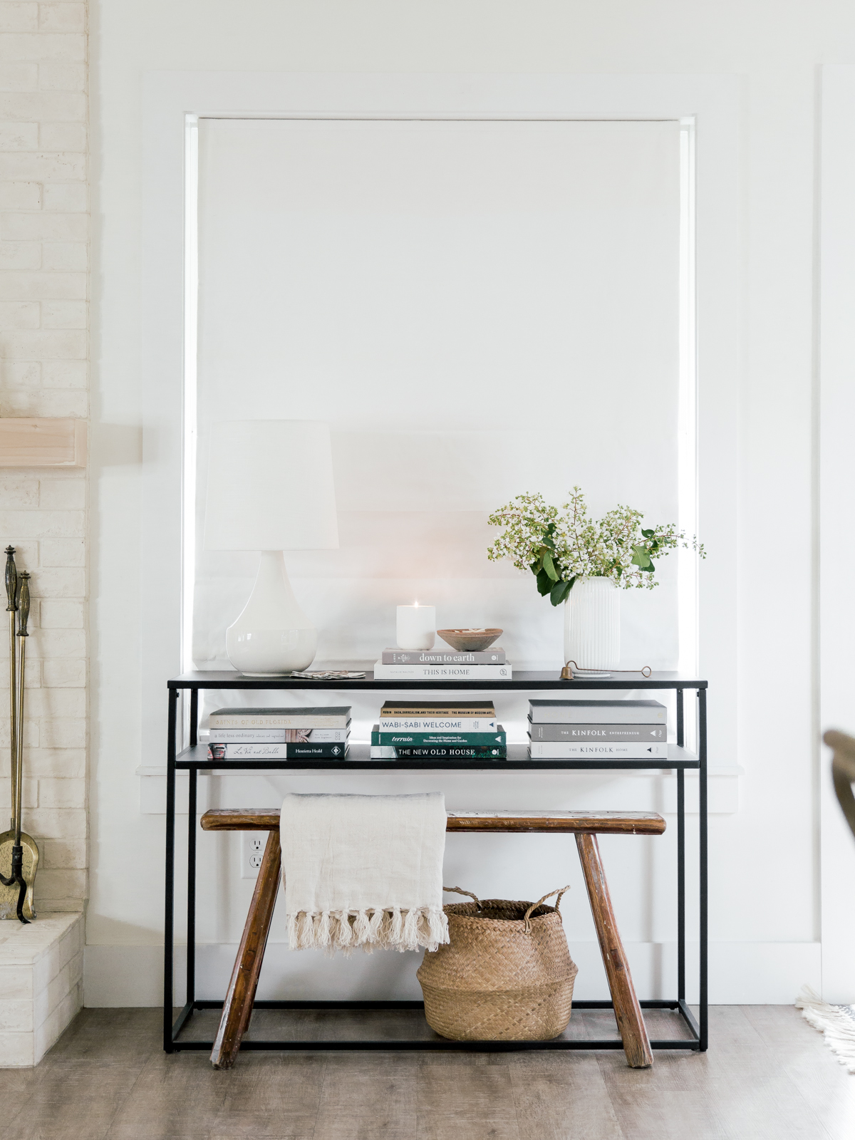 How to Choose a Console Table: A Guide for Your Home - Huset