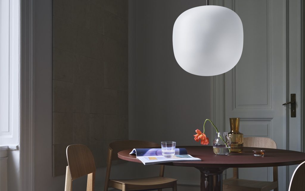 A Guide to Task, Accent, and Ambient Lighting