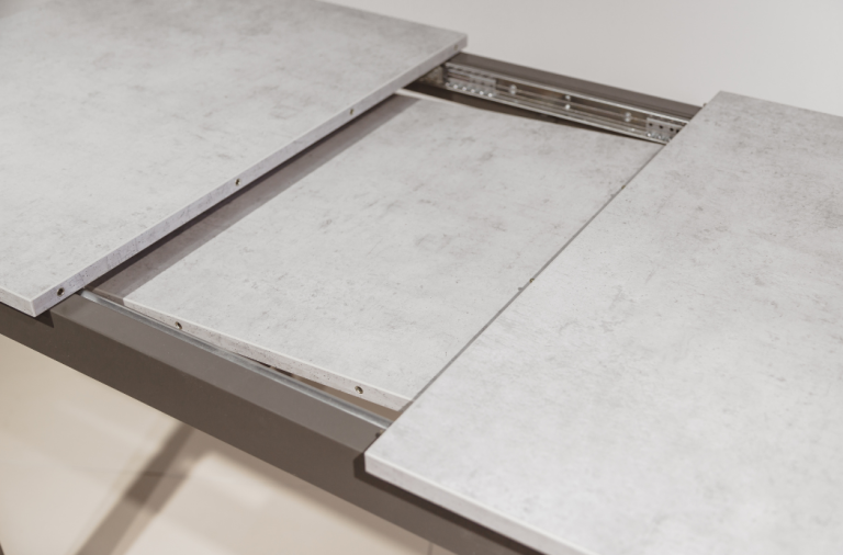 Extendable Tables: A Guide to Shapes, Designs, and Selection Tips